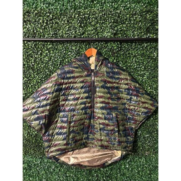 THINK ROYLN | Jackets & Coats | Thinkroyln Crop Hi Low Hoodie Poncho ...